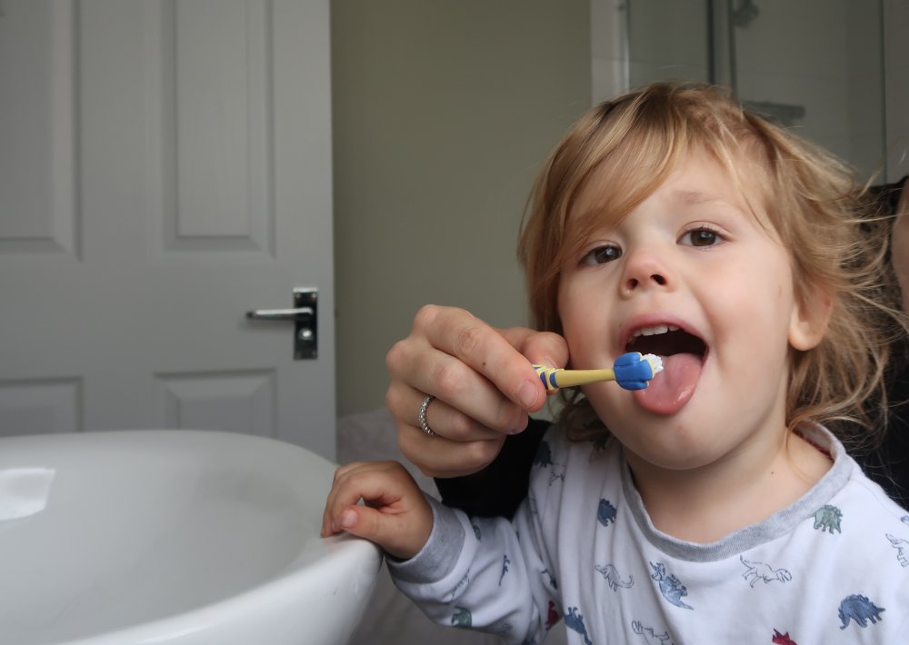 Making Brush Time Fun With Aquafresh [AD] – DEVON MAMA