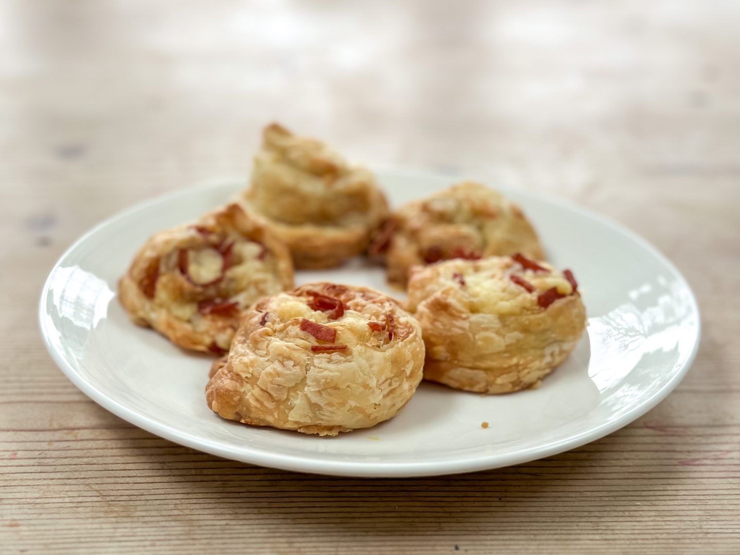 Recipe: Ham & Cheese Roll Ups / Pinwheels – DEVON MAMA